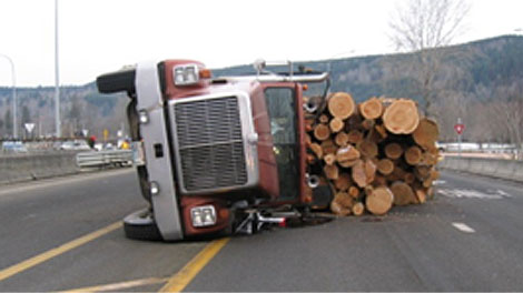 Truck spills load of logs on Fall City highway | king5.com