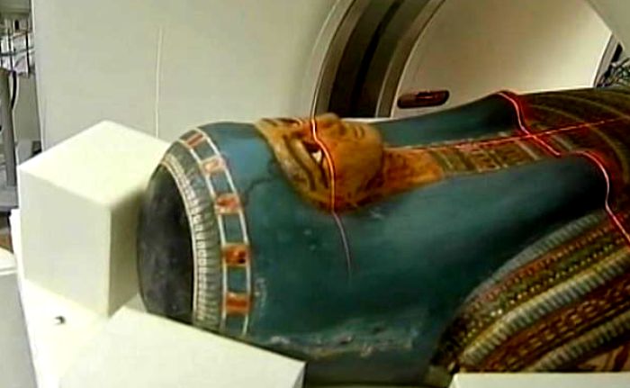 Egyptian mummy gets CAT scan | king5.com