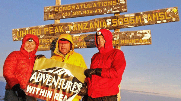 Washington man sets world record as oldest person to summit Mt ...