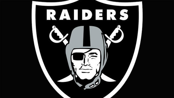 Raiders owner Al Davis dead at 82 | king5.com