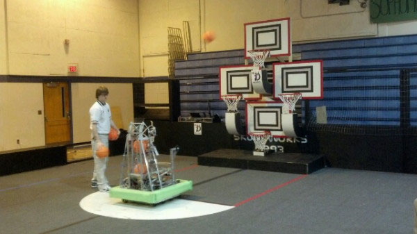 Students gear up for Seattle Regional FIRST Robotics Competition ...