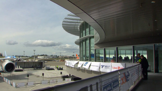 PHOTOS: Boeing debuts larger, fancier Everett delivery center | king5.com
