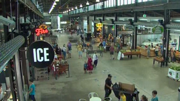 Wenatchee taps the spirit of Pike Place with Pybus Market | king5.com