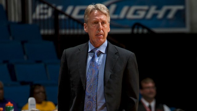 Sparks slip past Storm 65-64 | king5.com