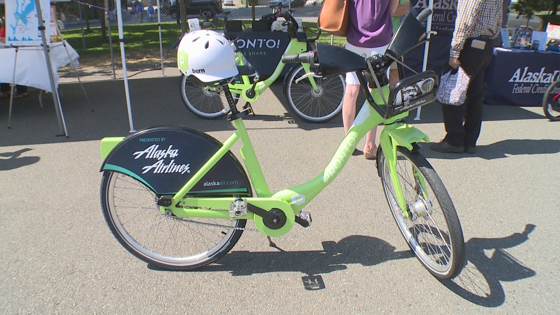 Cyclists get first look at Seattle's new bike sharing program | king5.com