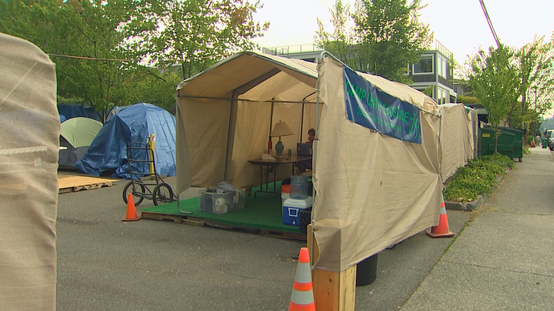 Eastside homeless camp grows in popularity | king5.com