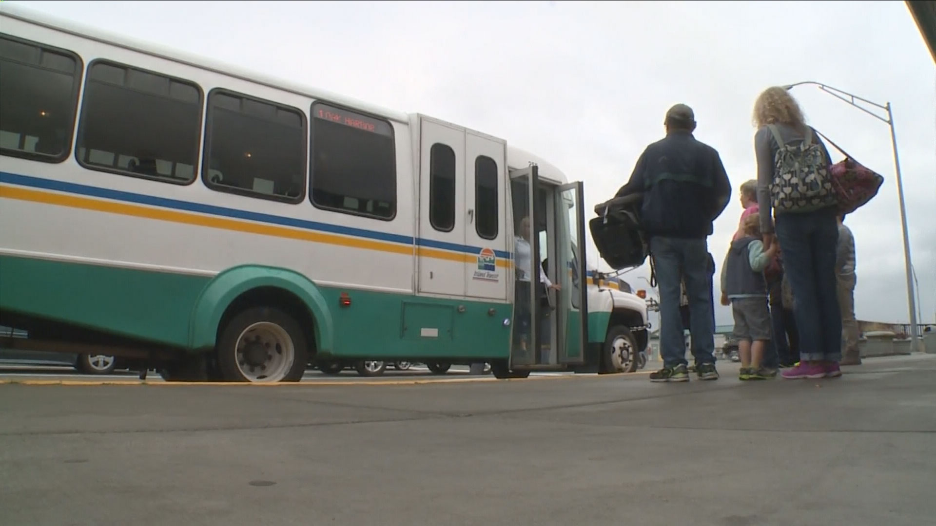 Island Transit ends Saturday bus service | king5.com