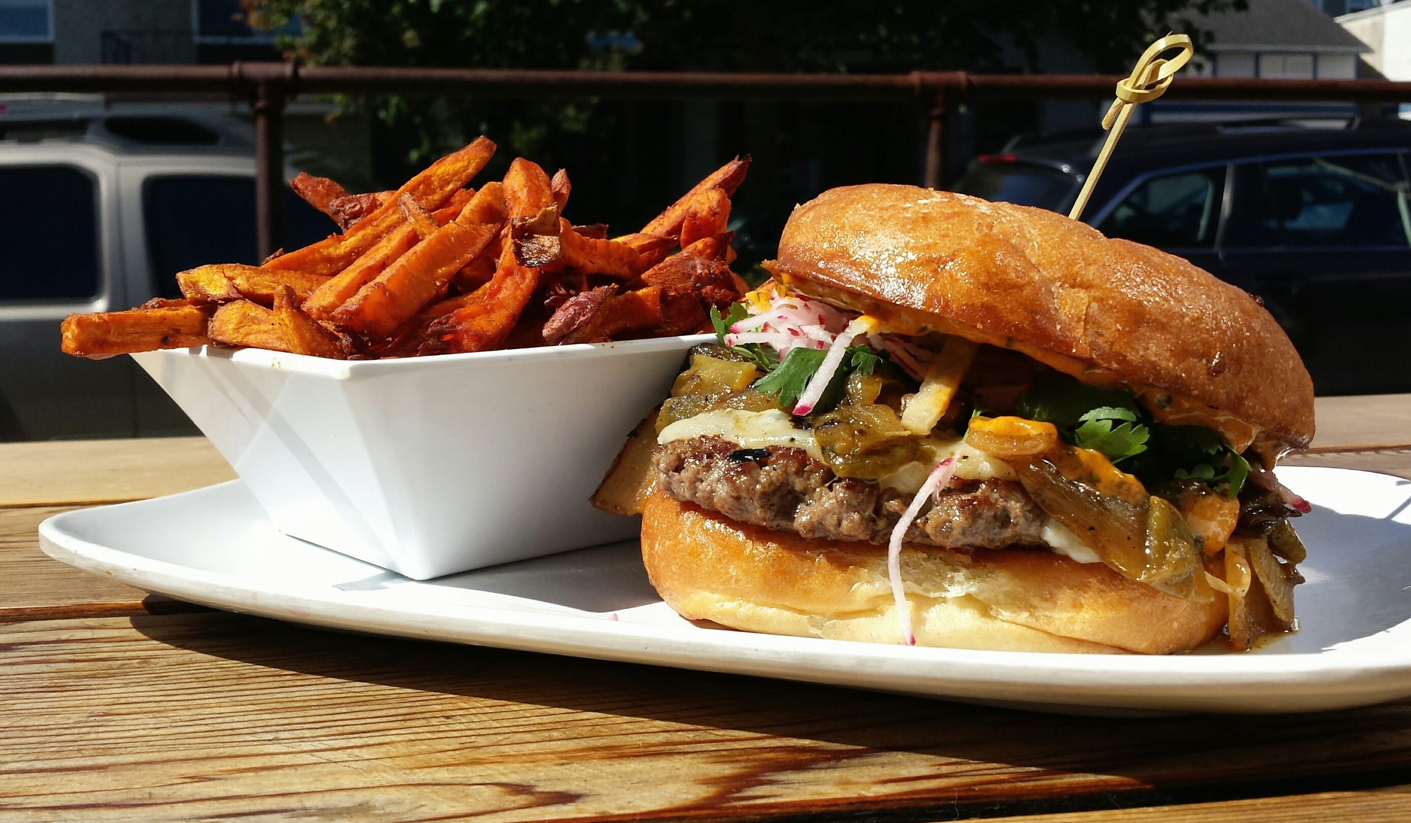 Sample some of Seattle's best cheeseburgers | king5.com