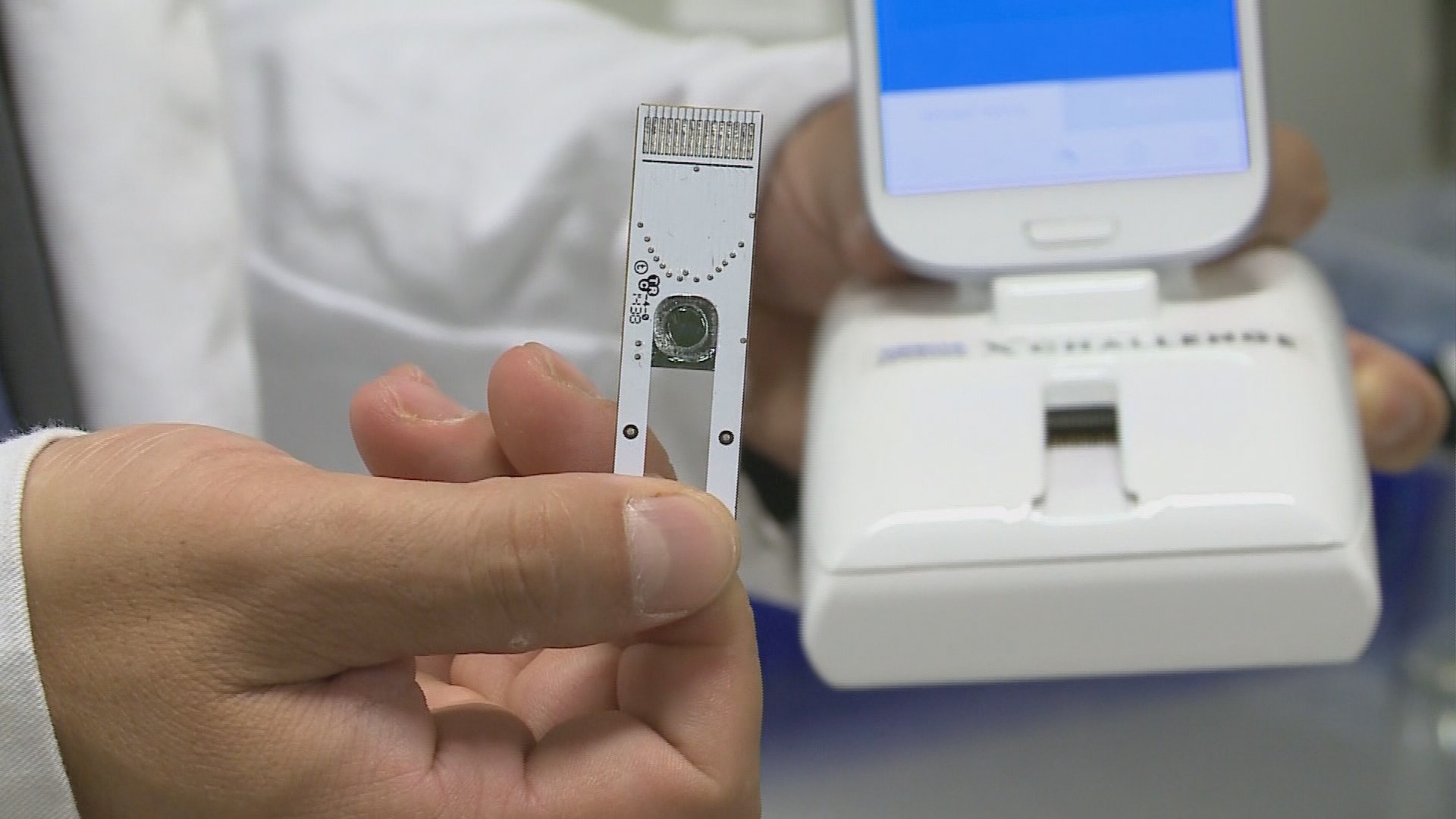 Handheld device detects cancer with a drop of blood | king5.com