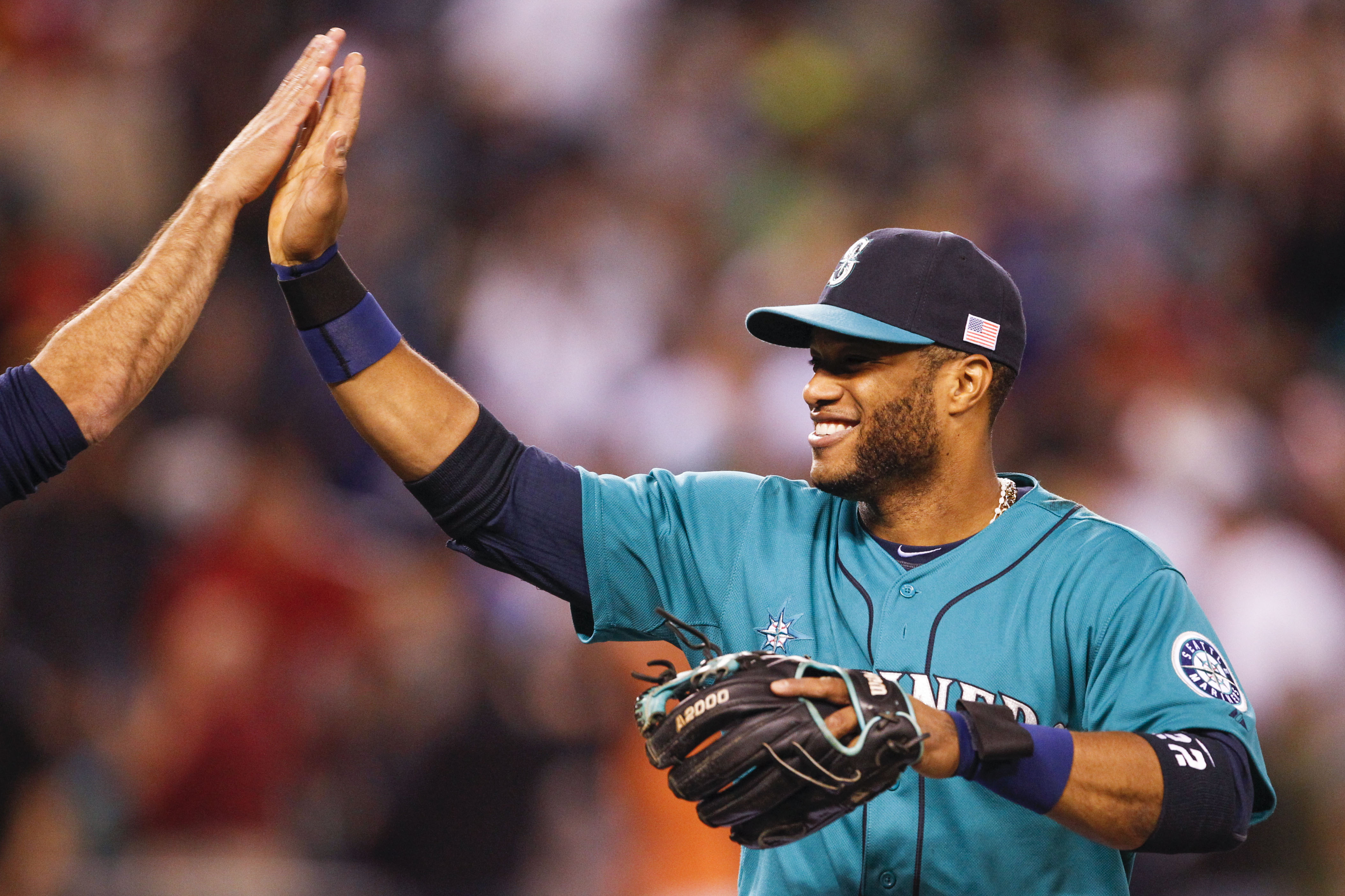 Mariners Cano to play limited winter ball games in Dominican | king5.com