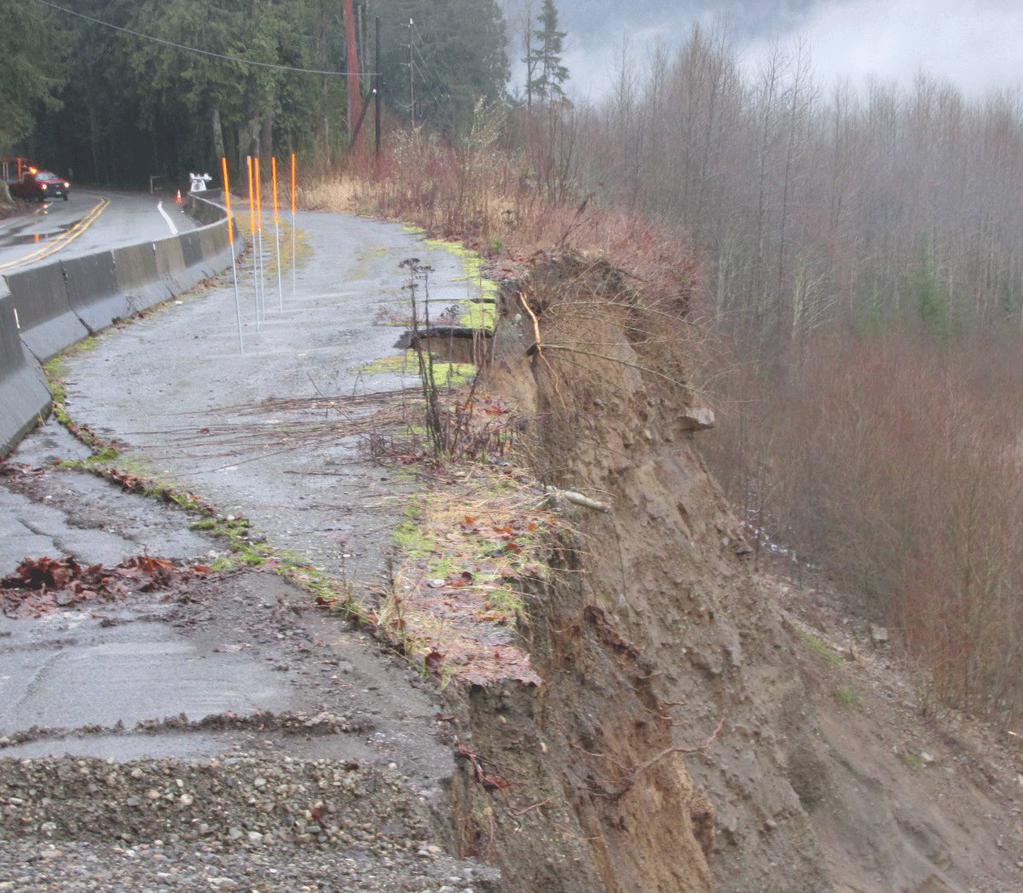 SR 542 down to one lane between Maple Falls and Mount Baker | king5.com