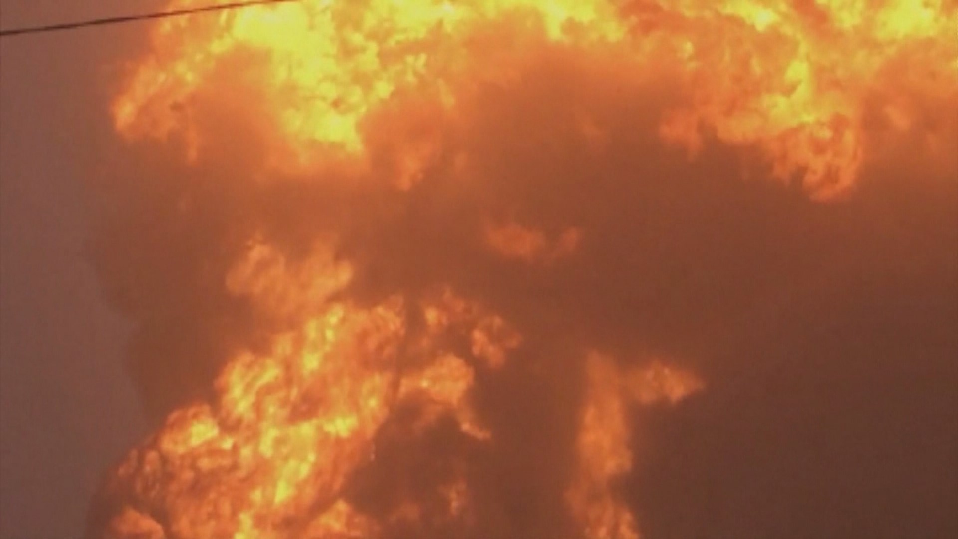 Oil train derails and burns in West Virginia | king5.com