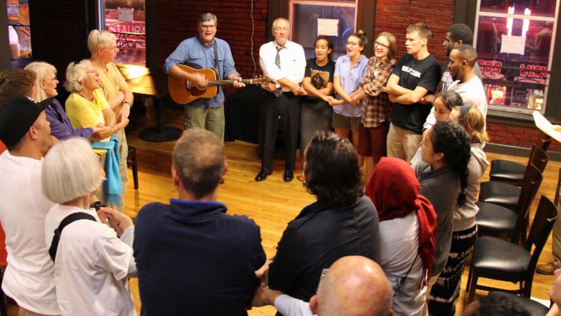 UW prof leads civil rights pilgrimage | king5.com