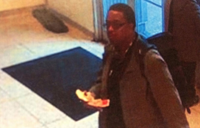 Thief targets blind convenience stand clerk | king5.com