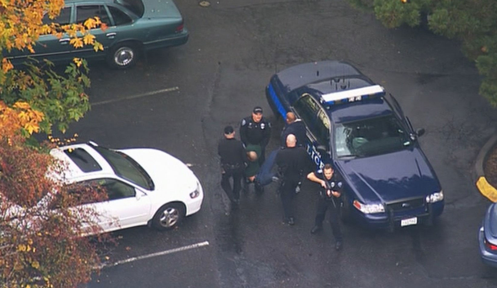 Detective describes scene where police shot Monfort | king5.com