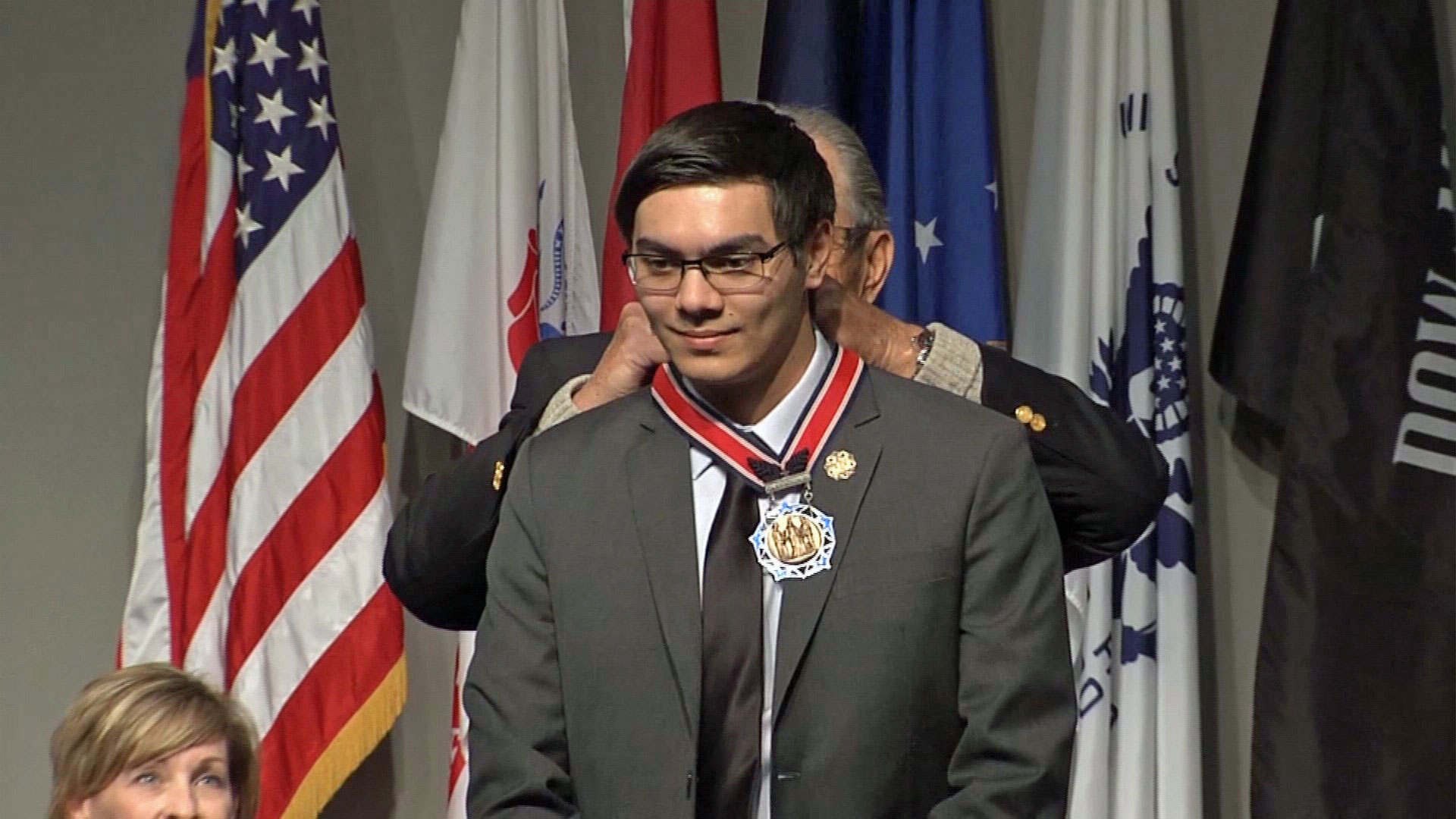 Jon Meis honored for ending SPU shooting | king5.com