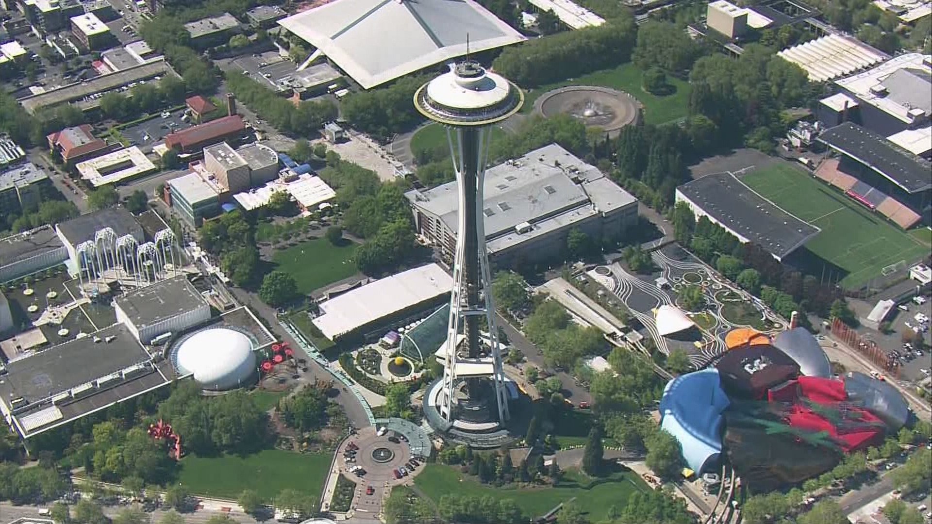 Space Needle stair climb to benefit cancer research | king5.com