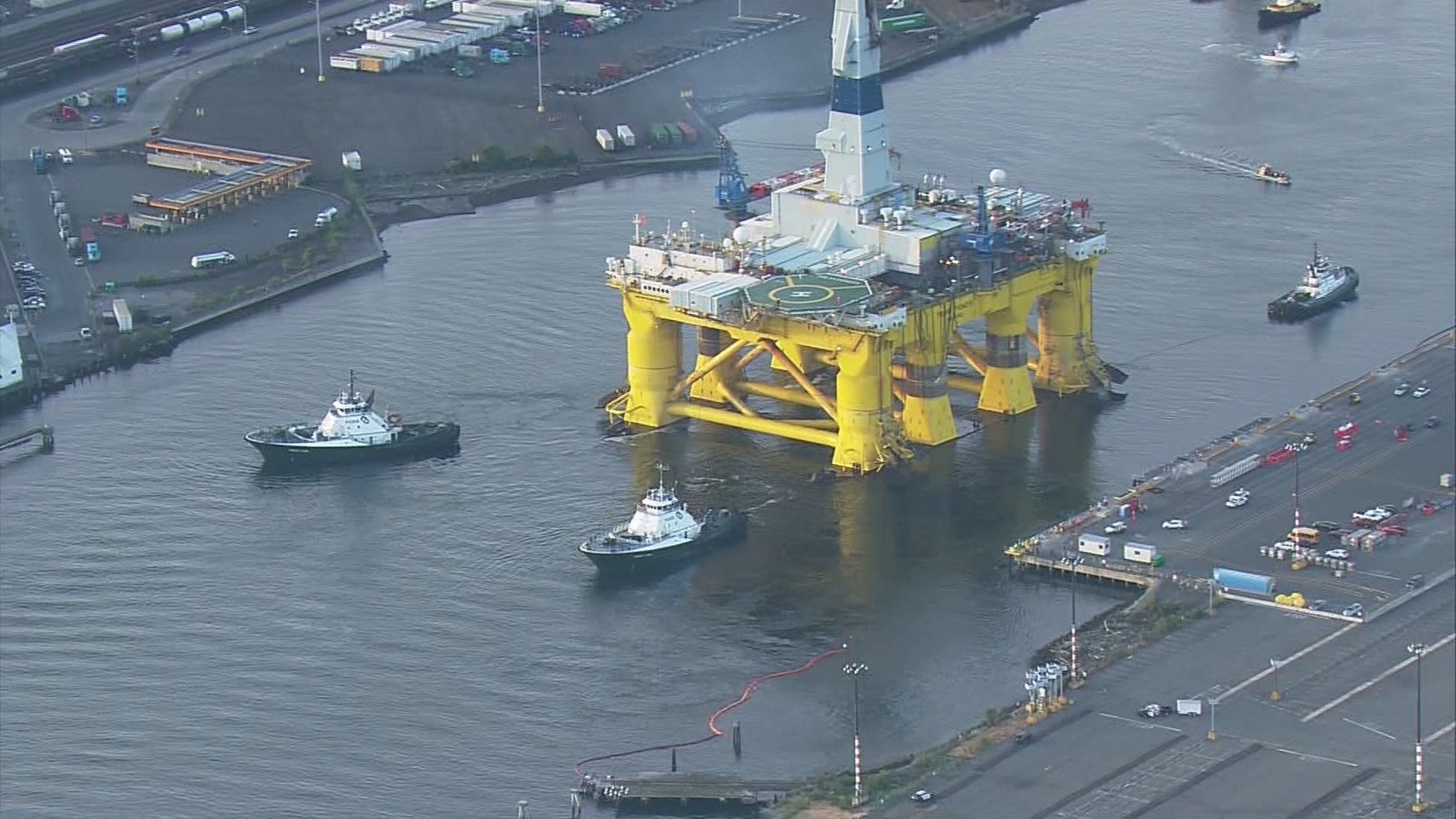 Shell Arctic oil rig leaves Seattle, met by protesters | king5.com