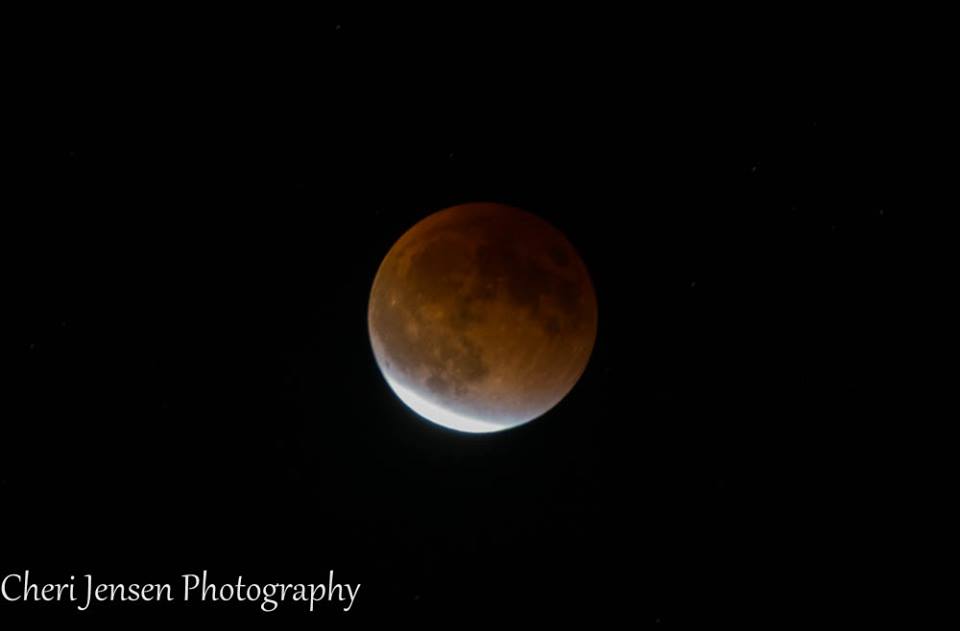 Lunar eclipse, comet visible this weekend | king5.com