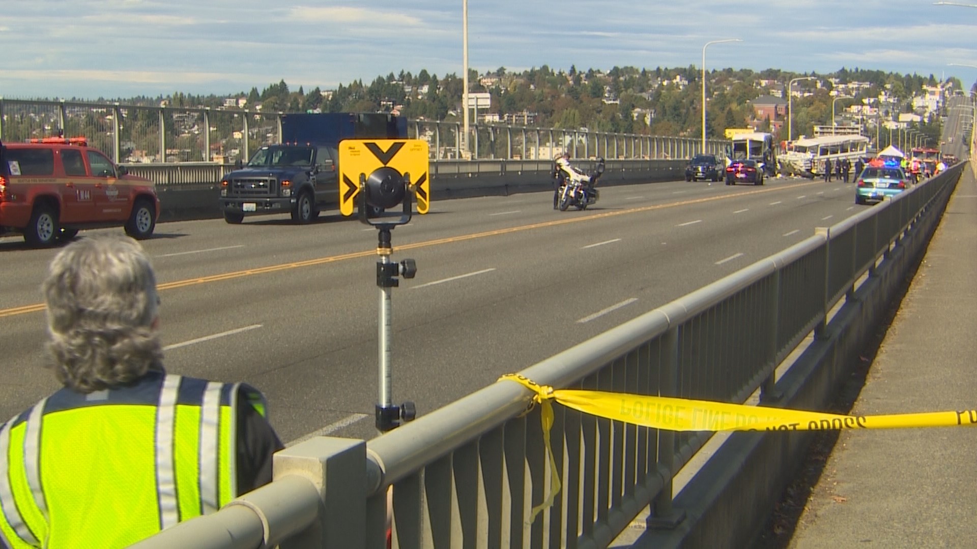 Aurora Bridge first responders speak publicly for first time | king5.com