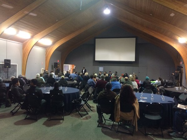 Monroe interfaith meeting pleads for peace after Paris attack | king5.com