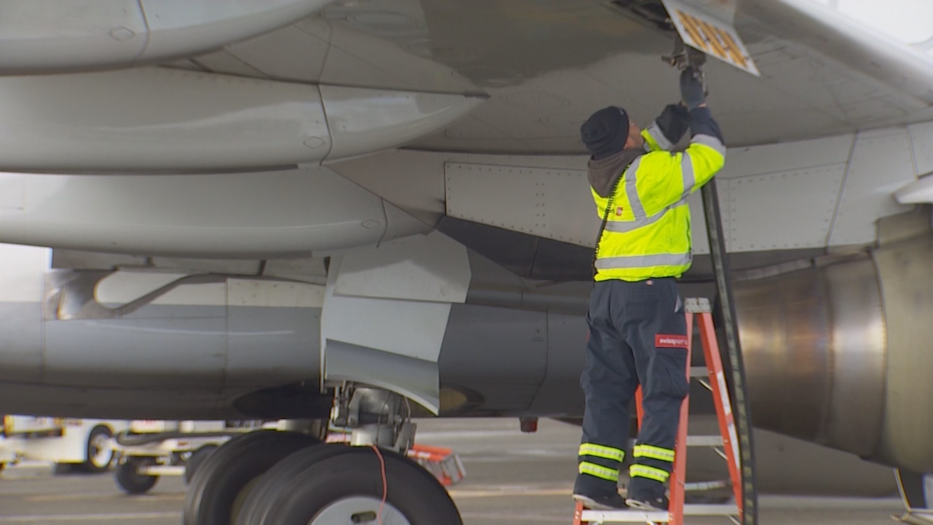 Sea-Tac, Boeing, Alaska driving biofuel use to go mainstream | king5.com