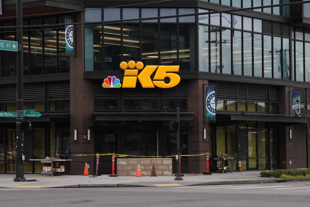 Signs go up at KING 5's new home | king5.com