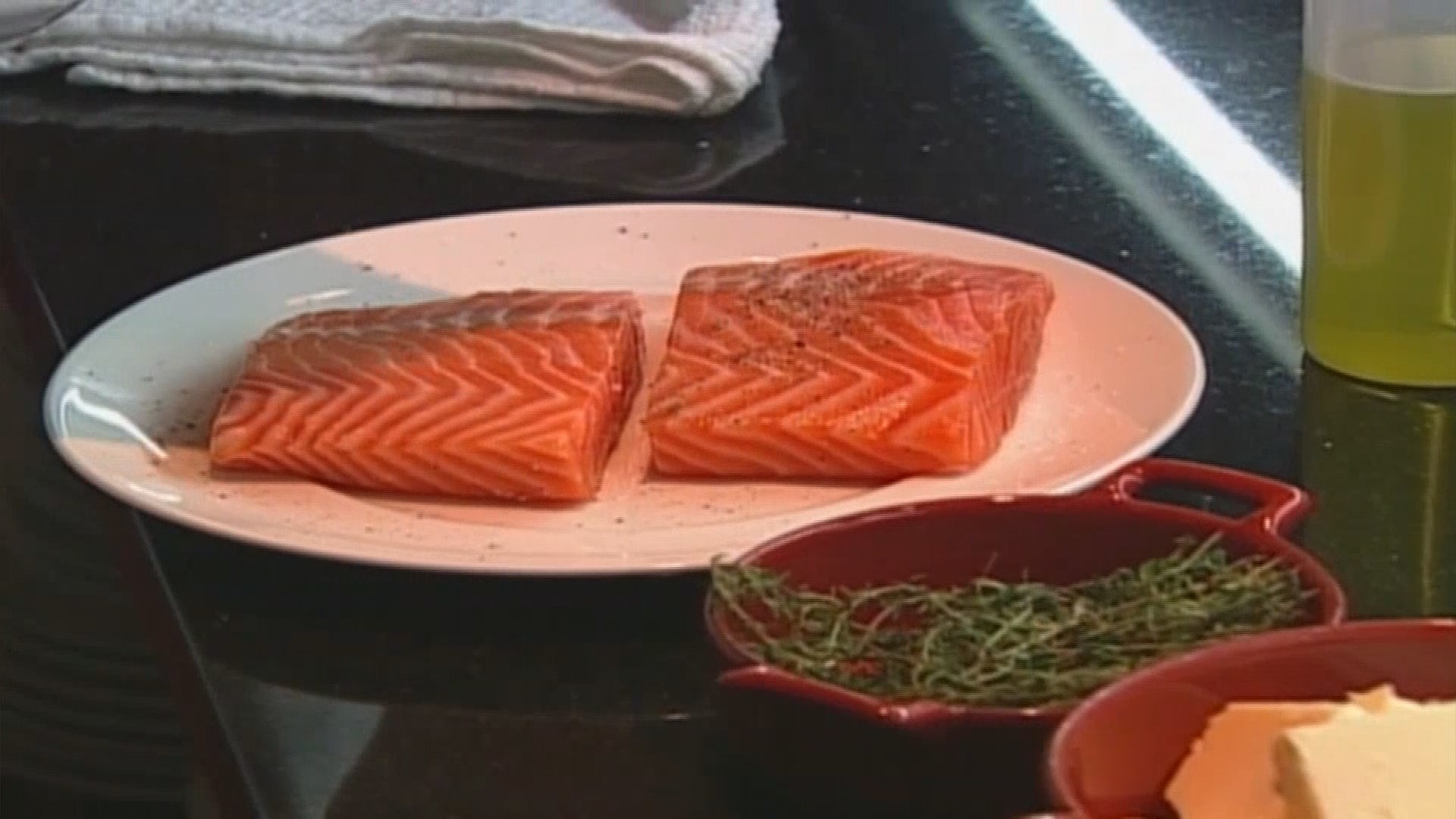 FDA sued over genetically engineered salmon | king5.com