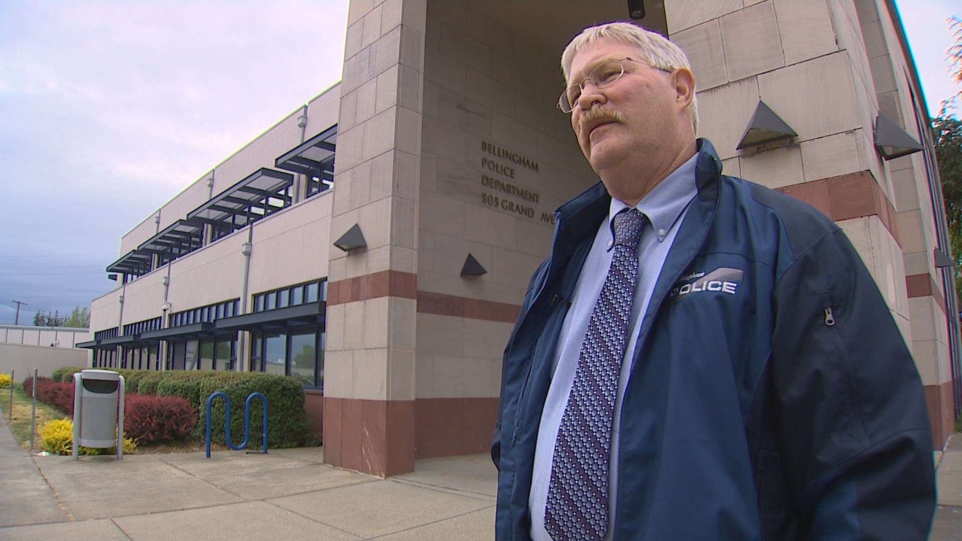 Scammers posing as Bellingham Police Chief and command staff | king5.com