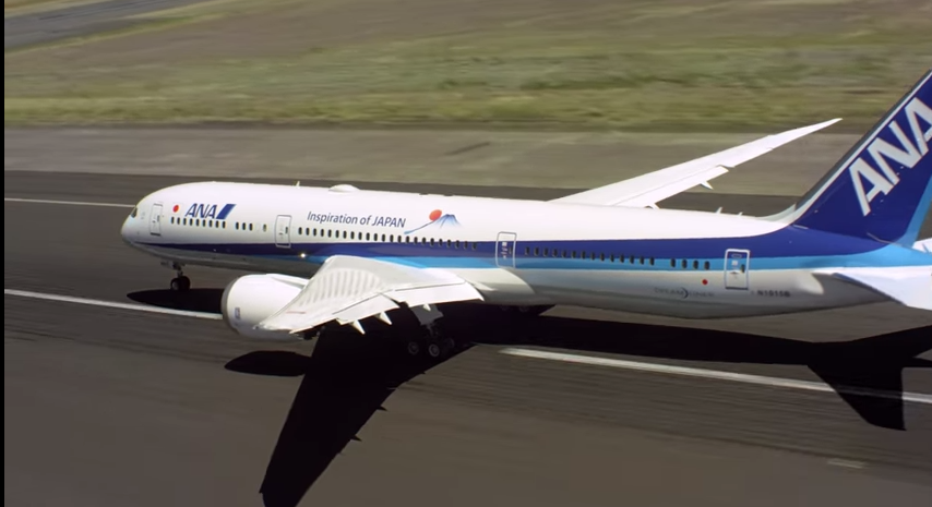 Watch: Boeing 787-9 Dreamliner in over-the-top aerial display | kgw.com