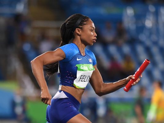 U.S. women cruise to gold in 4x400 relay | ksdk.com