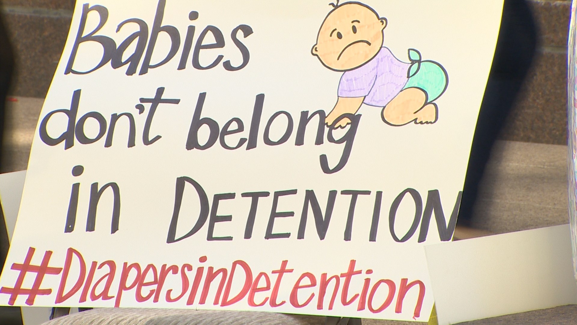 'Diapers in Detention' protest comes to Seattle | king5.com