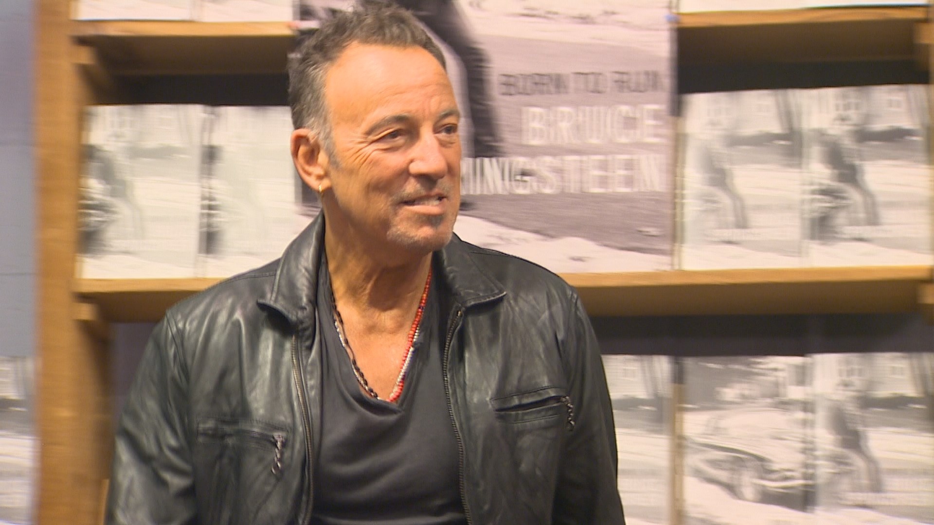 Springsteen's Seattle book signing draws fans from around the world ...