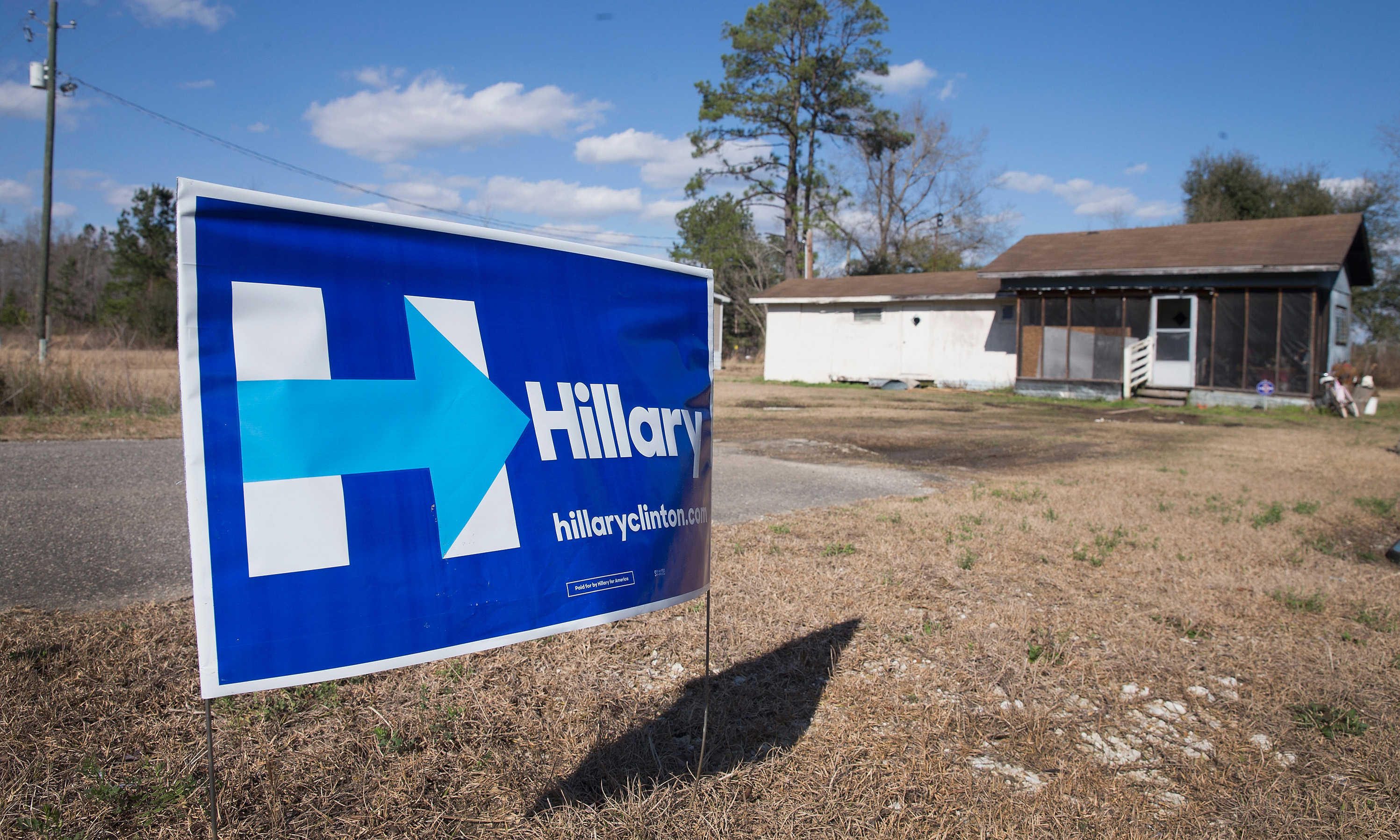 Political signs with arrows near roadways could violate state law ...