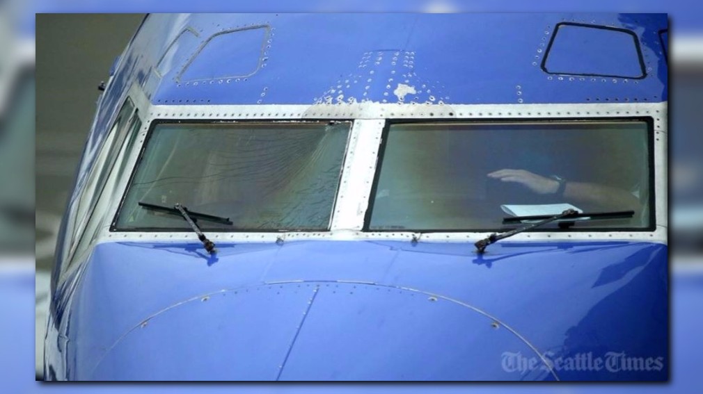 Phoenix-bound Southwest flight returns to Sea-Tac for cracked ...