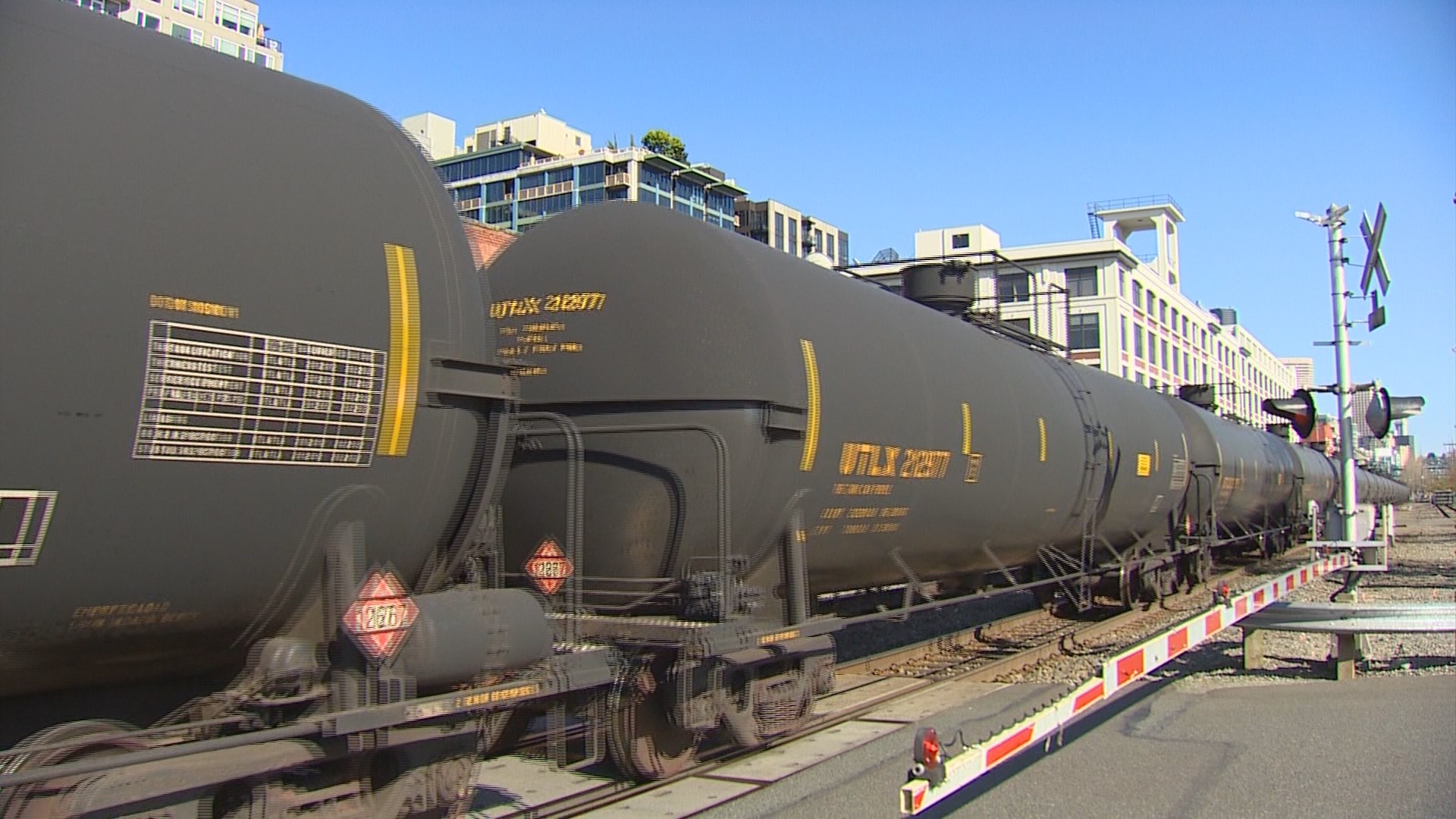 Could rerailing pipeline projects cut oil trains in Washington? | king5.com