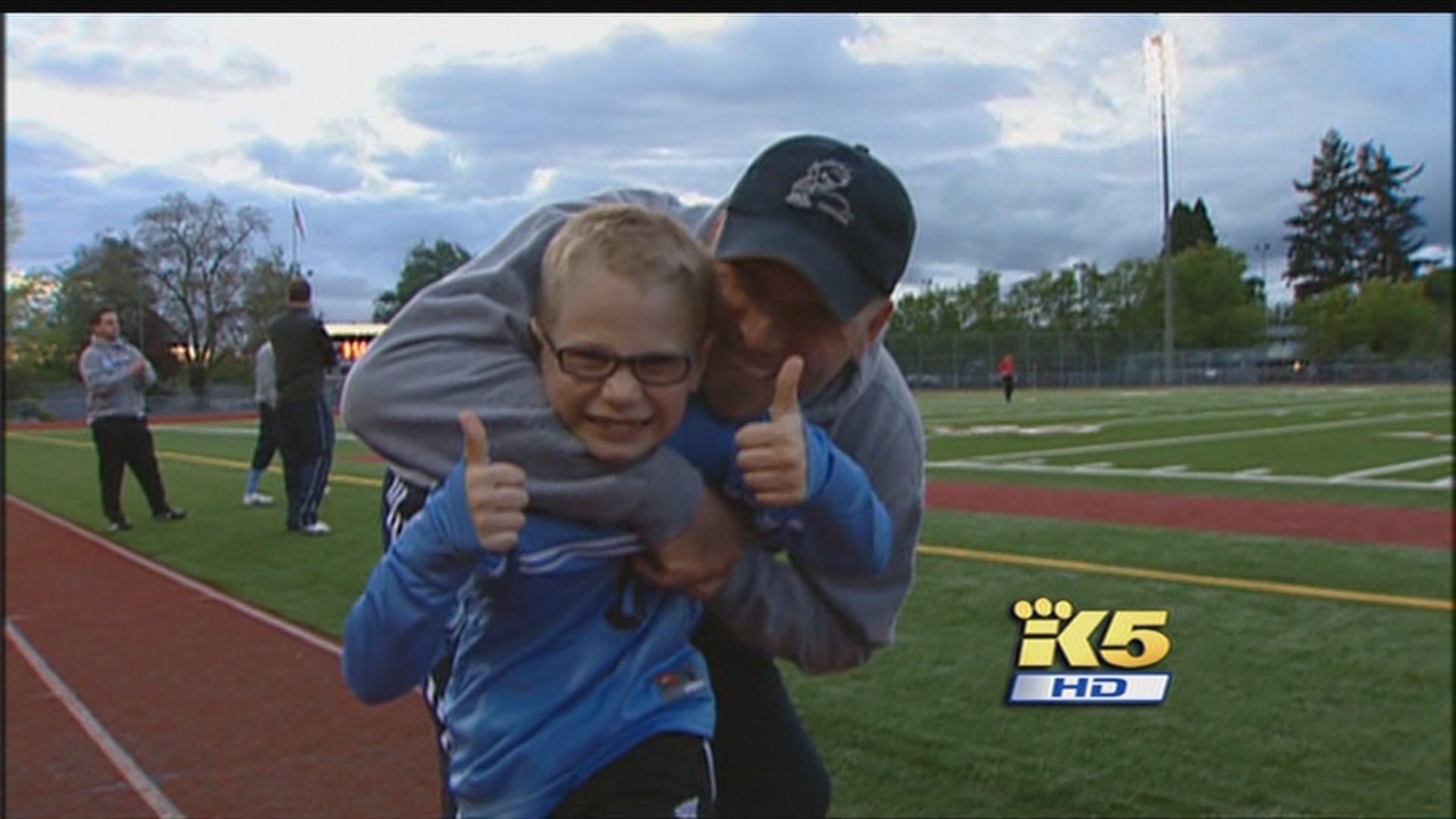 Former King 5 Sports Prep Zone's Logan Lewis Fighting For Life Again ...