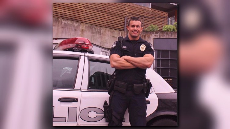 Bellevue police officer to compete in 'Amazing Race' | king5.com