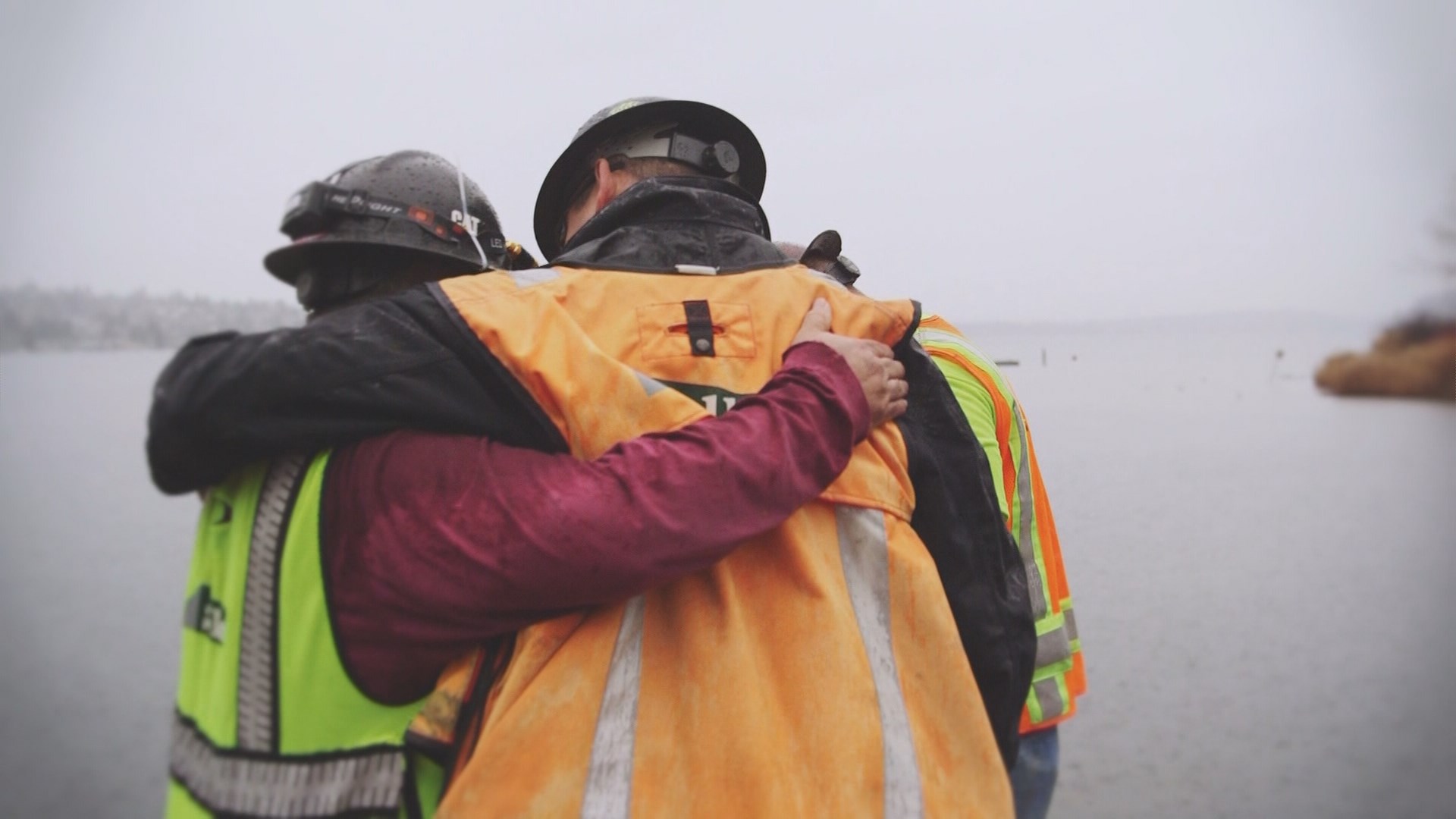 Drowning boy rescued by heroic construction workers | wcnc.com
