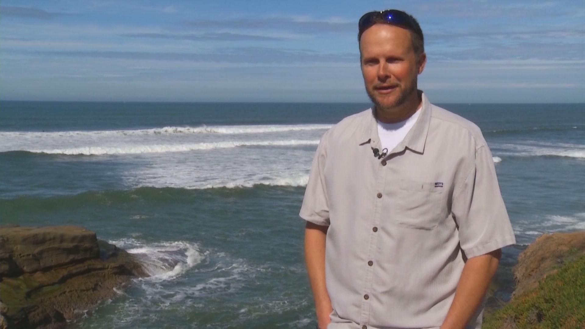 CPR saves Calif. man who had heart attack while surfing | king5.com