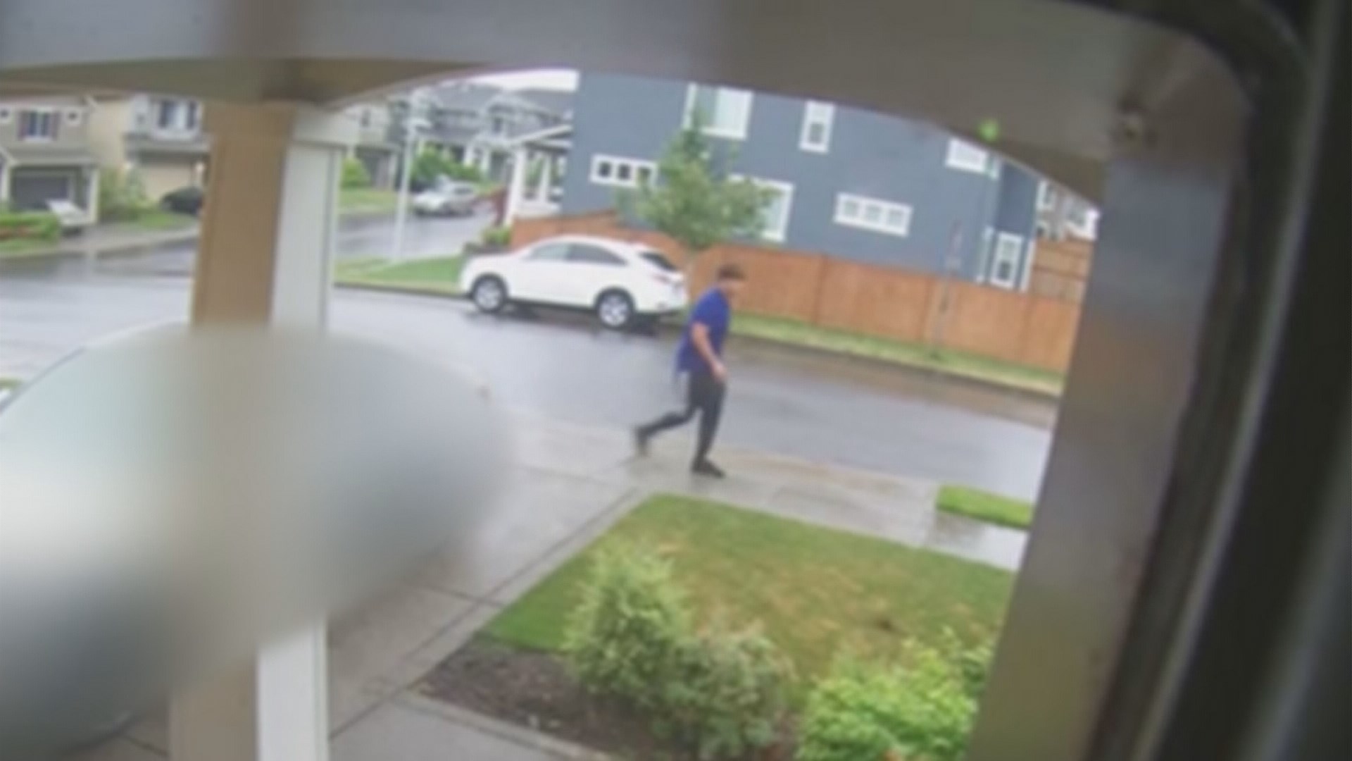 Federal Way teen assaulted, robbed while walking to school bus stop ...