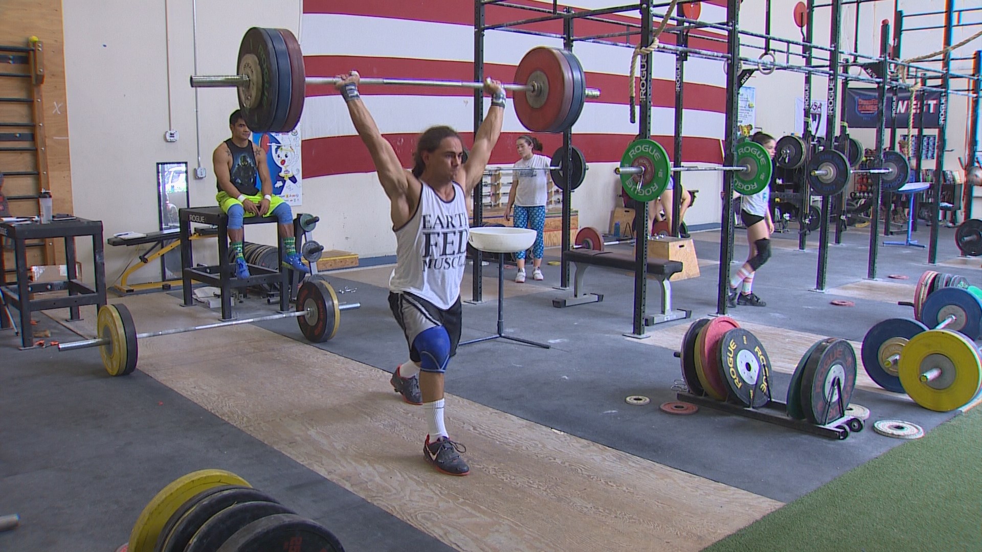 Prep Zone: Local lifter breaks world record | king5.com