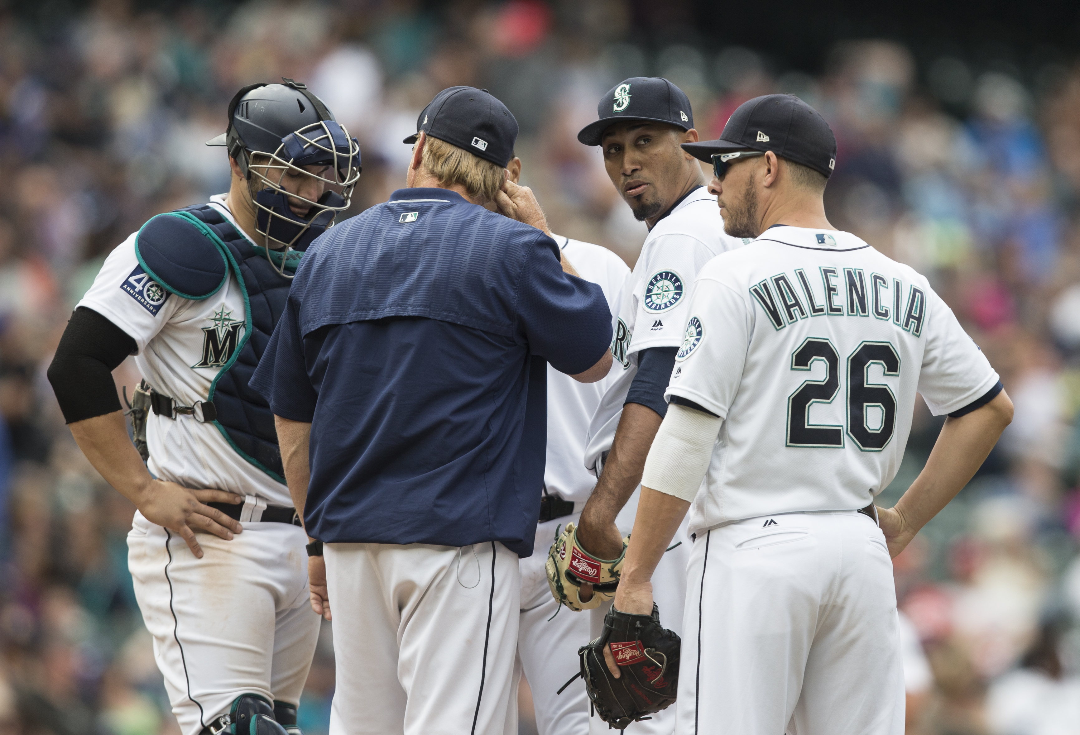 Phillies rally with 2 runs in 9th to stun Mariners 5-4 | king5.com