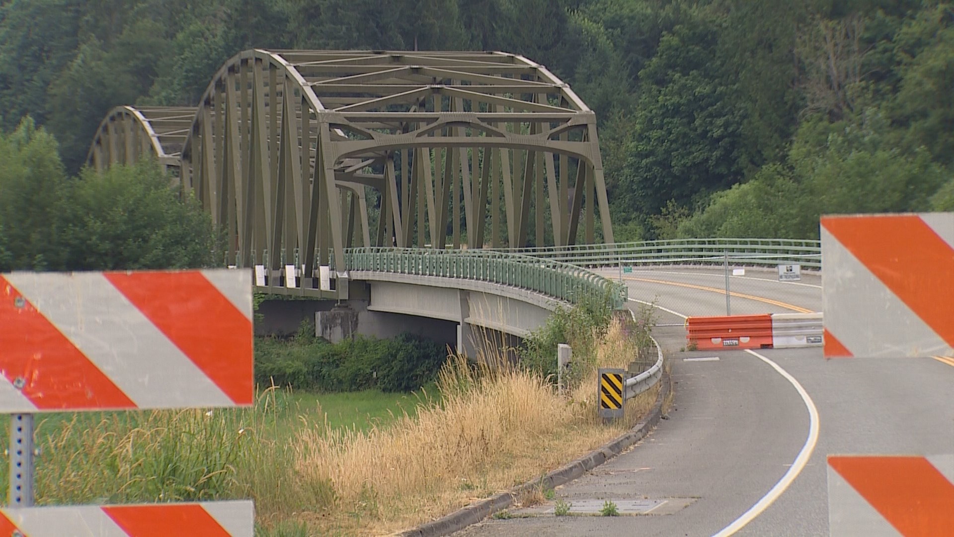Nearly new bridge remains shut down in King County | king5.com