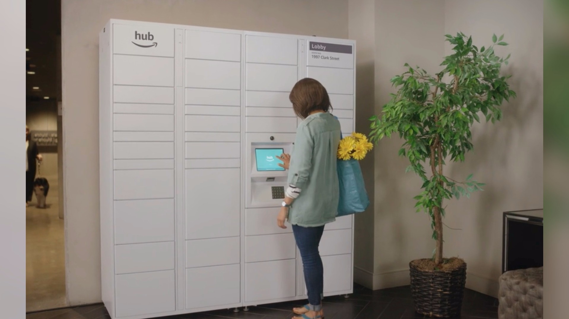 GeekWire: Amazon's new ‘Hub' delivery lockers accepts packages from any ...