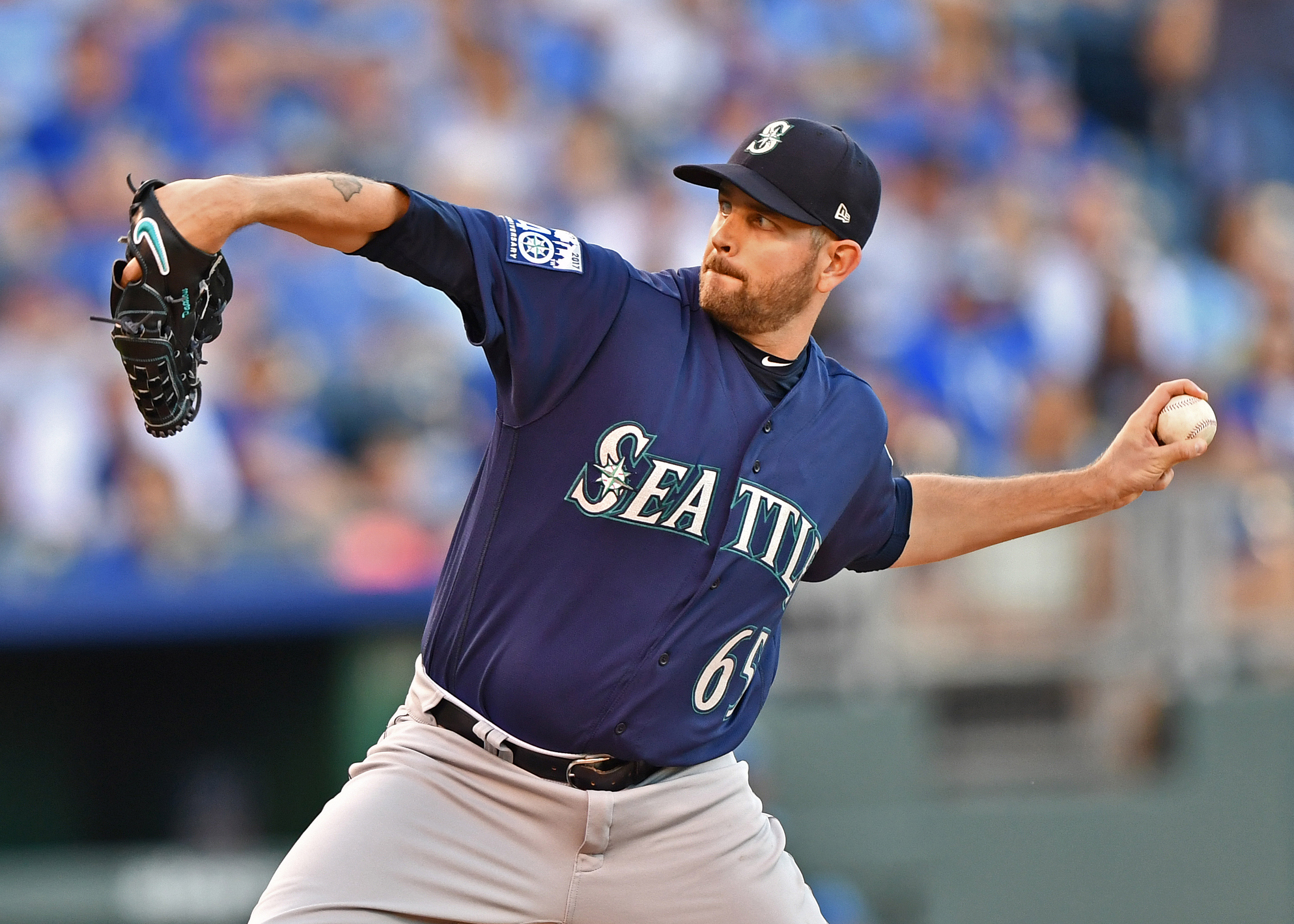 Paxton wins 7th straight start, Mariners top Royals 5-2 | king5.com