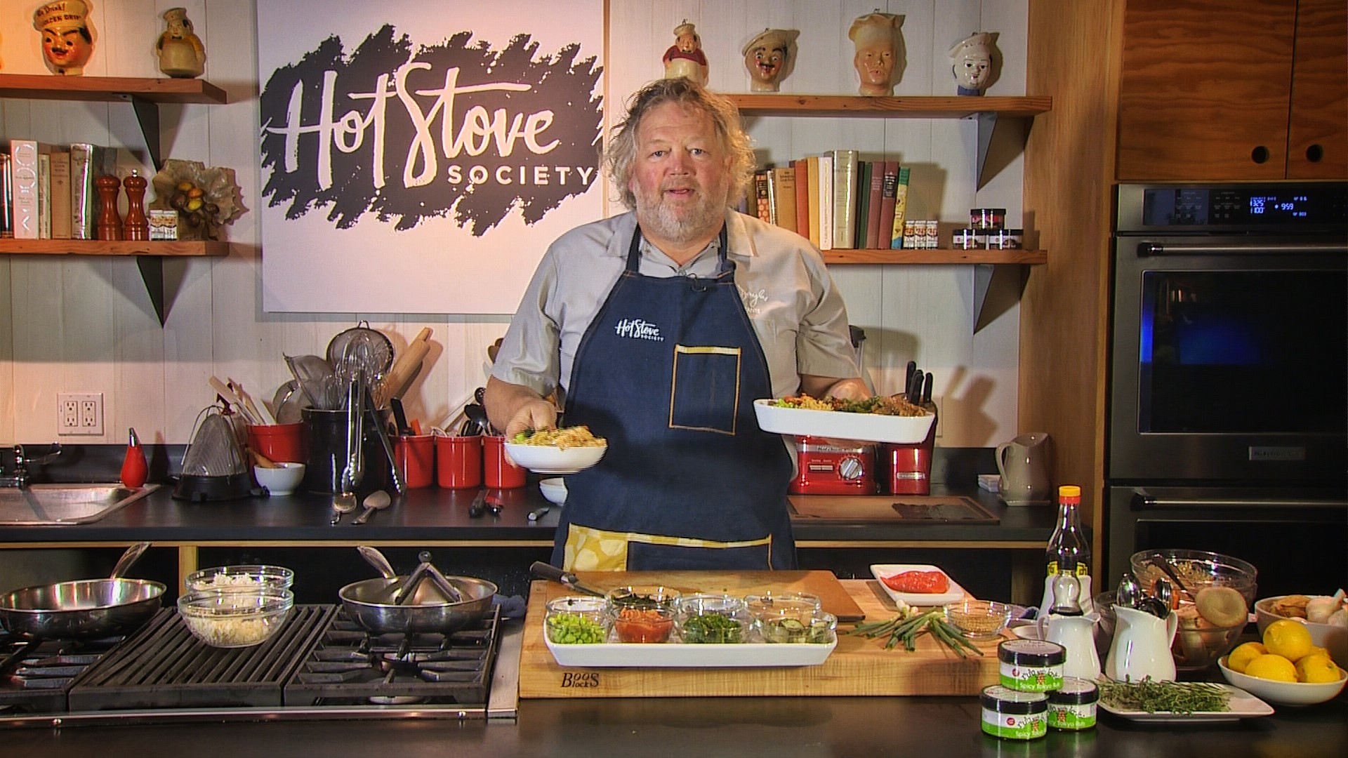 Chef Tom Douglas shows how to make poke at home | king5.com
