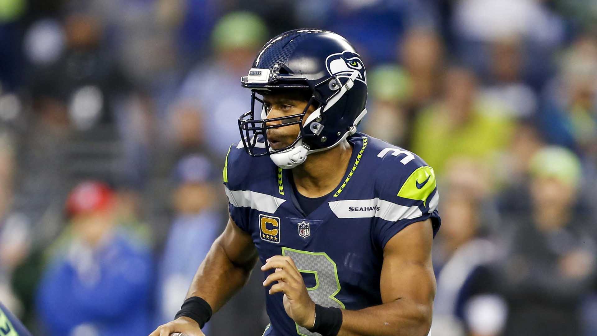 WATCH: Russell Wilson scrambles and dives for 23-yard TD | king5.com